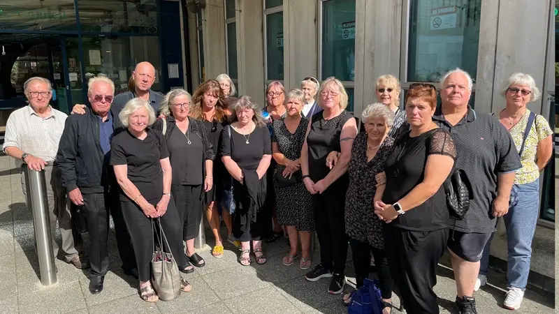 Labour councillors dive deeper into denial in decision to abandon ...